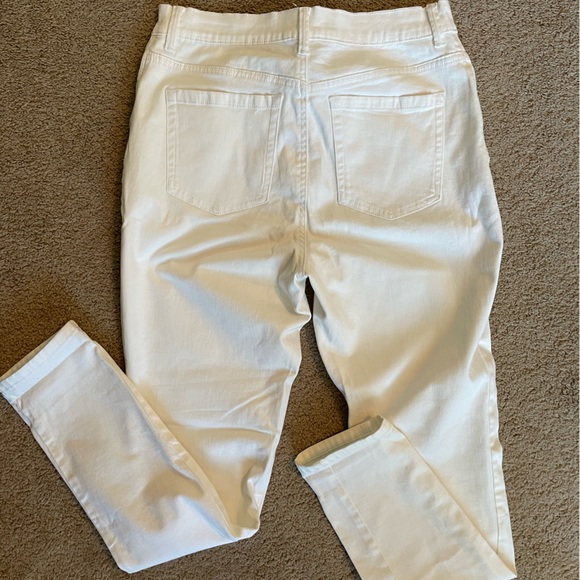 Gloria Vanderbilt | Jeans | Gloria Vanderbilt White Amanda Skinny Jeans ...